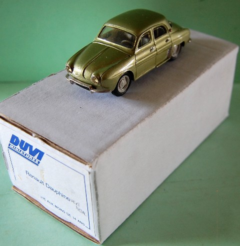 N1- 142 DUVI RENAULT DAUPHINE VERT METAL | N1 142